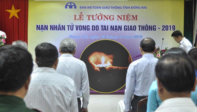 Tưởng nhớ người đi - vì người ở lại!