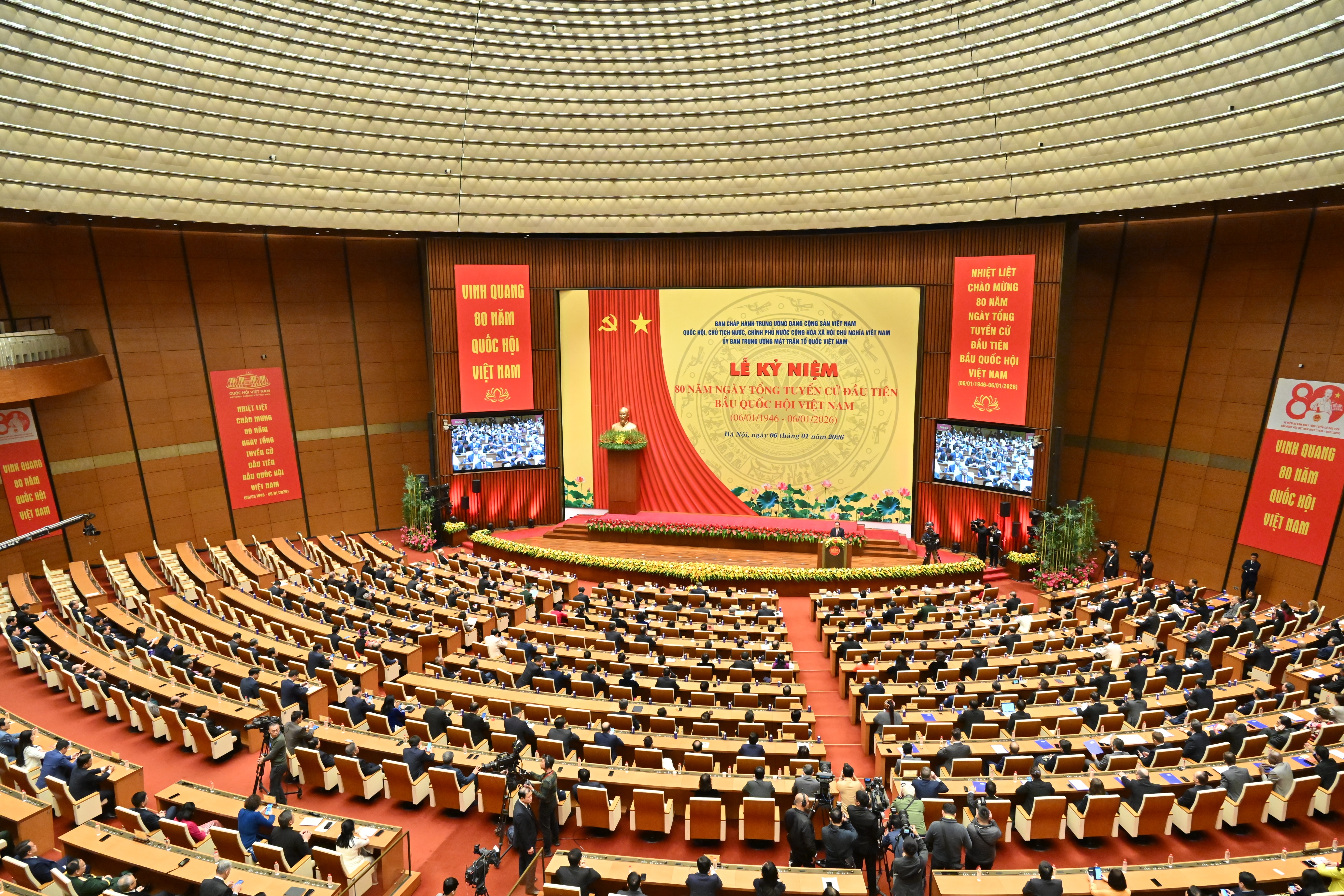 Trong bất cứ hoàn cảnh nào, Quốc hội luôn là nơi kết tinh trí tuệ, ý ...