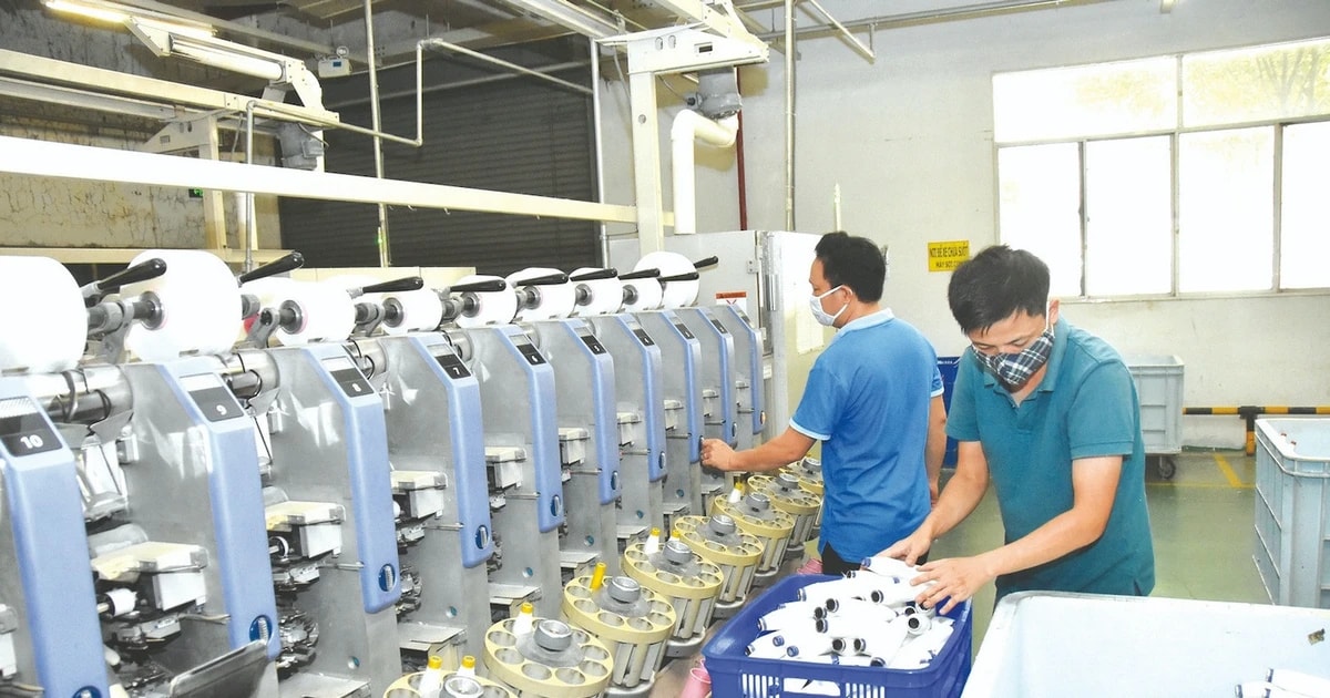 Đầu tư phát triển ngành công nghiệp hỗ trợ là một nhiệm vụ cấp bách