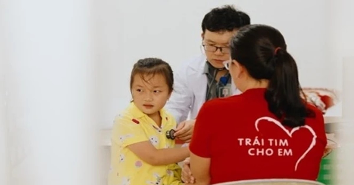 Chính thức khởi động Chương trình Trái tim cho em năm 2024