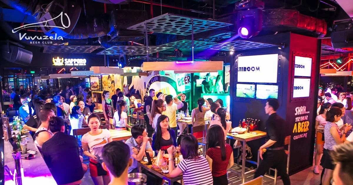 'Đại gia' F&B Golden Gate hủy chia cổ tức bằng tiền mặt vào ‘phút 89’