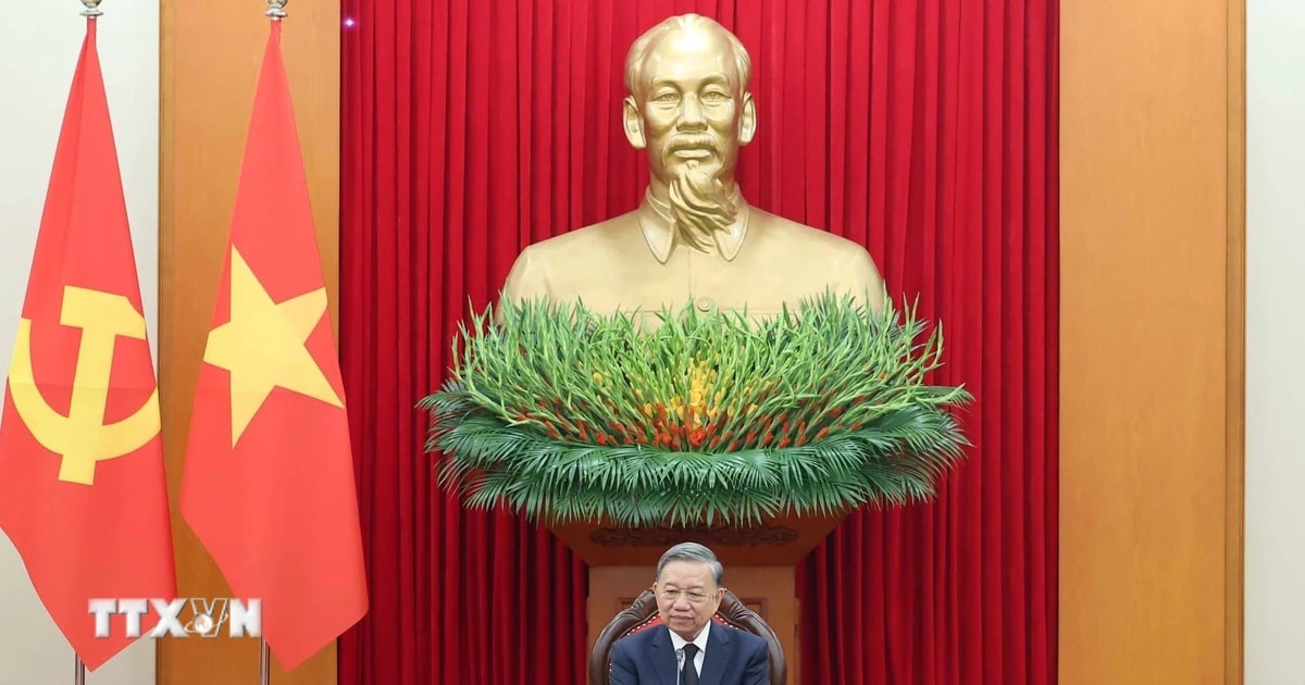 Tổng Bí thư Tô Lâm điện đàm với Chủ tịch Đảng Nhân dân Campuchia Hun Sen